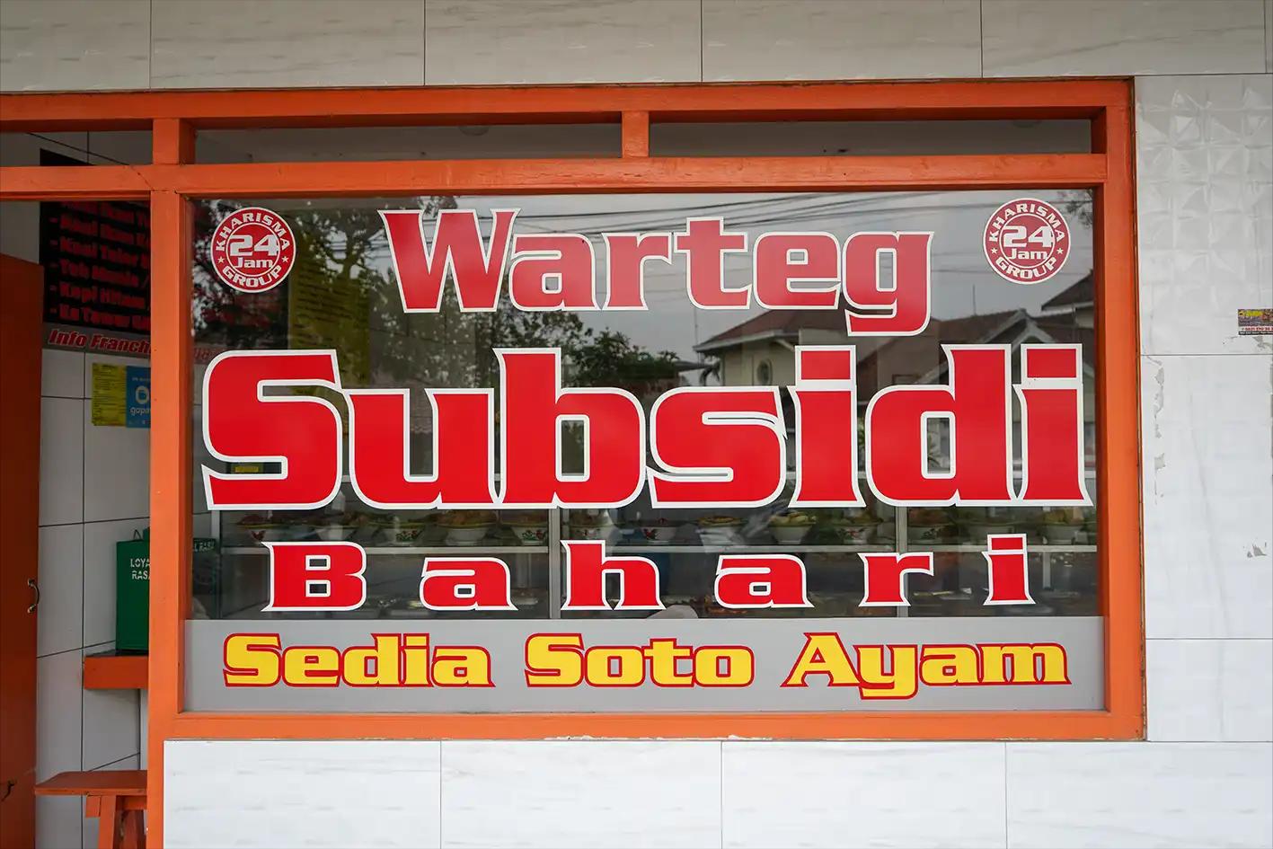 Apa Saja Kebutuhan Tersier? Ini Contoh dan Perbedaannya dengan ...